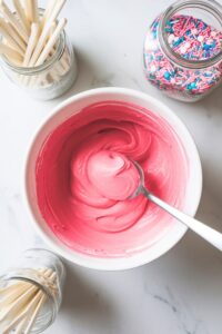 Easy Valentine Brownie Pops