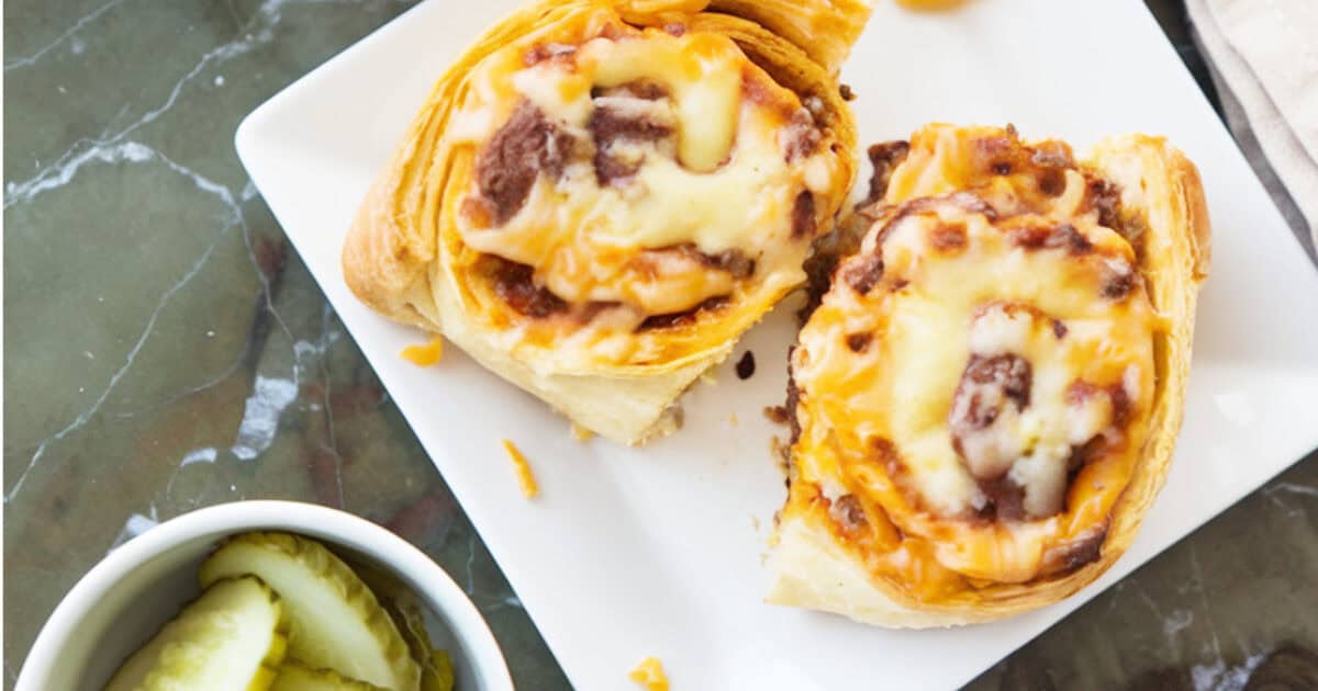 Quick Cheeseburger Pinwheels That Pack a Big Taste