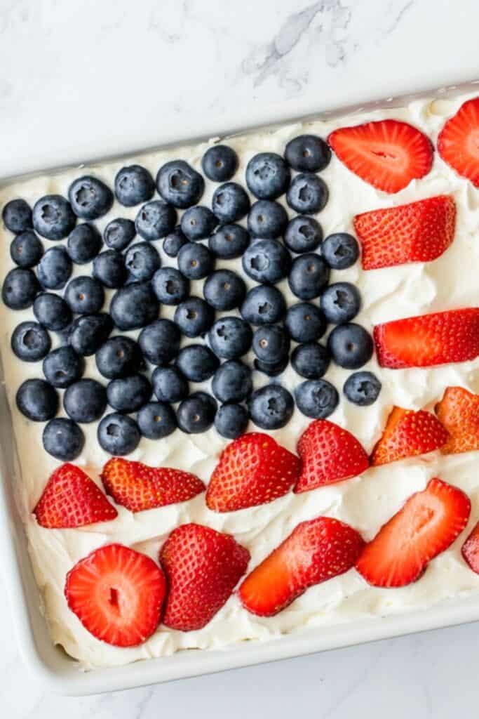 Easy 4th of July Jello Flag Cake Recipe