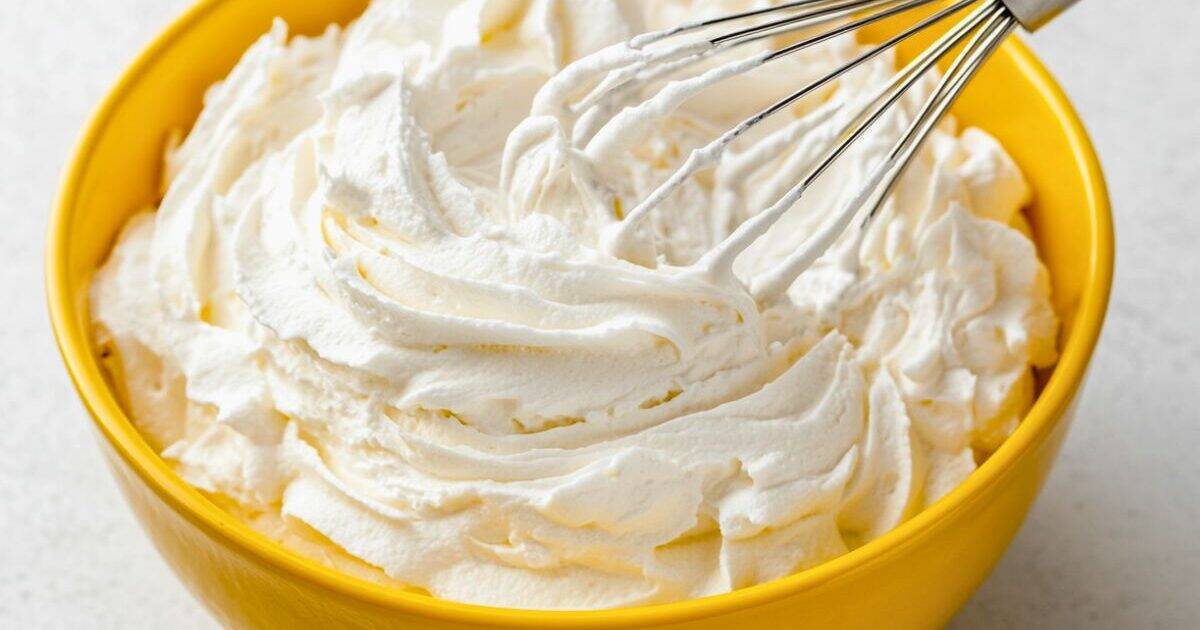 Classic Vanilla Buttercream Frosting