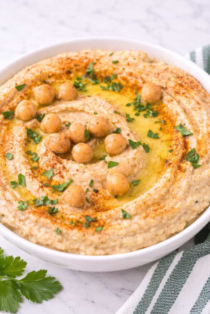 32 Easy Dips to Make for a Party